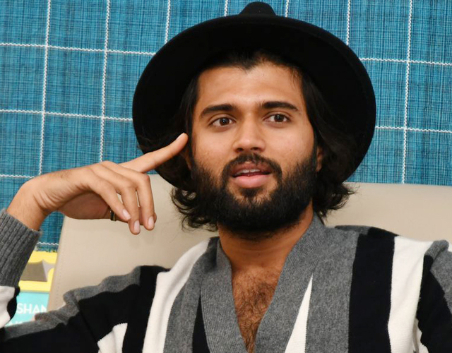 Vijay Devarakonda Taxiwala Interview | Vijay Devarakonda Taxiwala ...