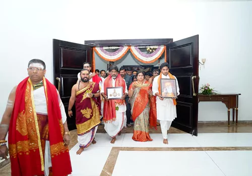 ప్రజాభవన్‌లో డిప్యూటీ సీఎం భట్టి గృహ ప్రవేశం | Praja Bhavan to be the ...