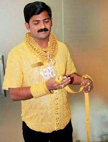 గోల్డెమెన్ బంగారు చొక్కా ఎక్కడబ్బా..? | pune goldman| goldman gold ...