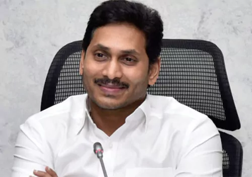 జగన్ పై సీబీఐ కోర్టు అసహనం.. ఏం జరగనుందో? | cbi court un happy on cm ...