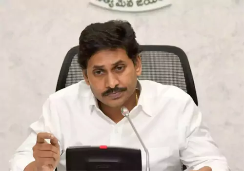 జగన్‌రెడ్డికి బిగ్ షాక్.. ఒకేరోజు 4 స్మార్ట్ సిటీల చైర్మన్లు రాజీనామా ...