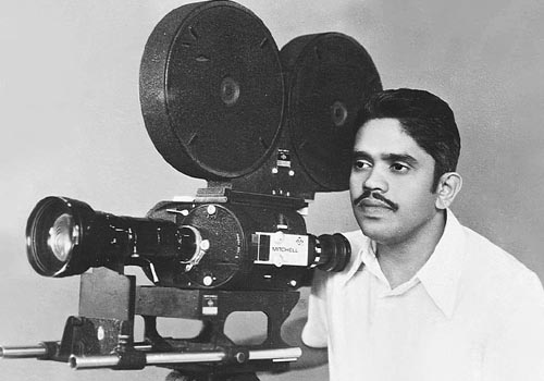 ప్ర‌ఖ్యాత ఫొటోగ్రాఫ‌ర్‌-డైరెక్ట‌ర్ శివ‌న్ క‌న్నుమూత‌