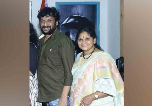 చిరంజీవిని చూడగానే భోరున విలపించిన ఉత్తేజ్! | Actor Uttej wife Passed ...