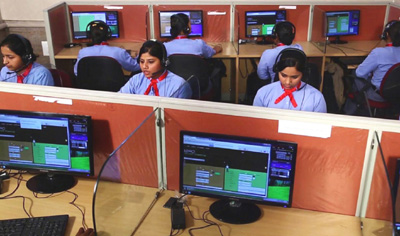 ఆకతాయిల పనిపట్టే – 1090 | women's power|1090 helpline in up|Women Power ...