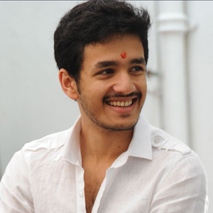 అఖిల్ సినిమాలో గ్రాఫిక్స్ మాయాజాలం