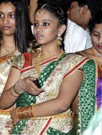 కూతురు రేవతి నిశ్చితార్థంలో రామ్ గోపాల్ వర్మ | Ram Gopal Varma's ...