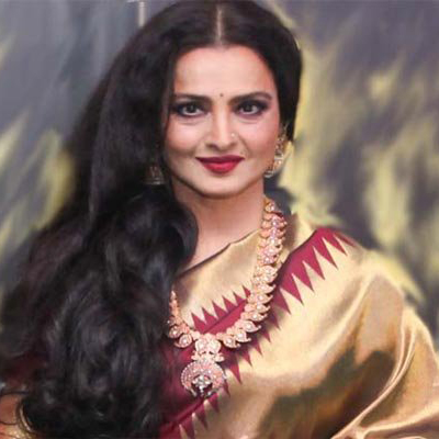 రేఖకు జీవన సాఫల్య పురస్కారం | rekha| award to rekha| tsr foundation